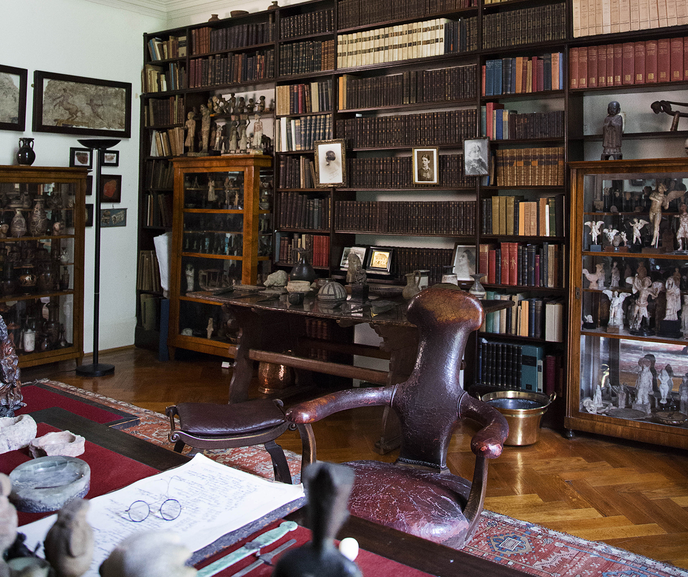 Highlights of Freud's Library - Freud Museum London
