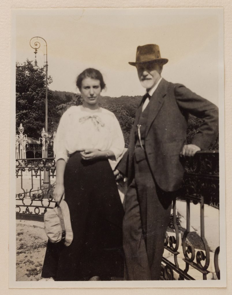 Freud & Family - Freud Museum London