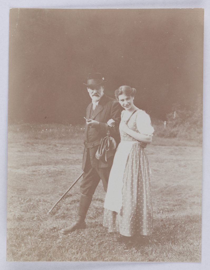 Freud & Family - Freud Museum London