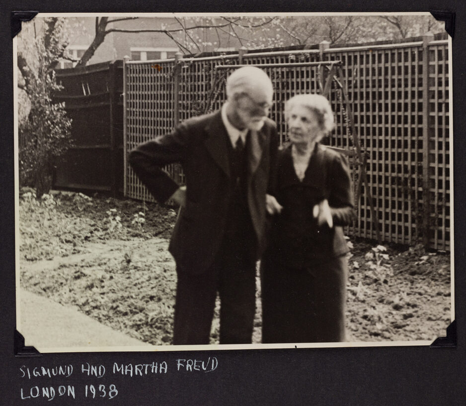 Kaffee & Kuchen with Freud - Freud Museum London